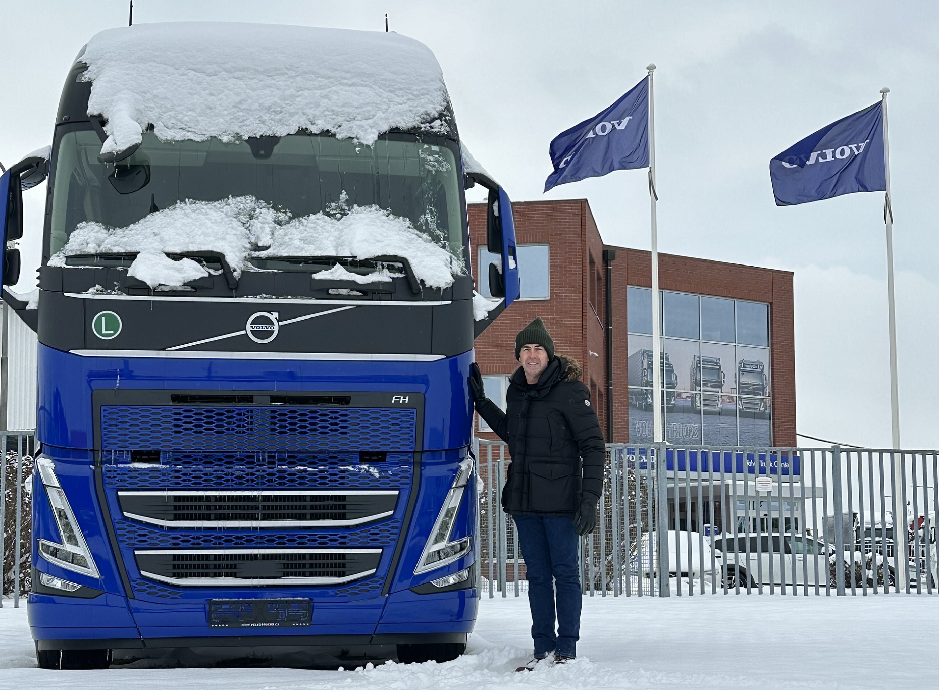 Volvo Trucks PF 2023